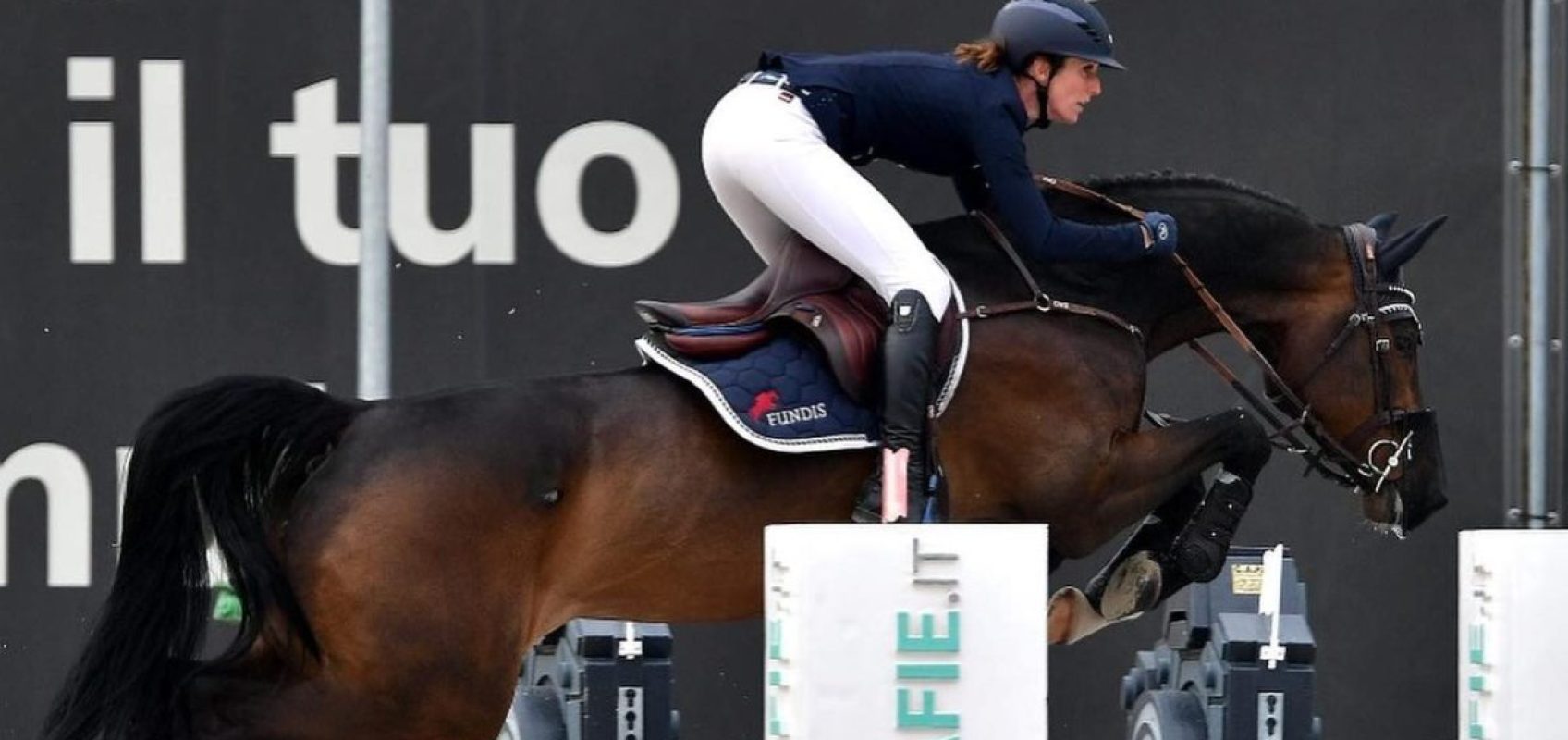 Simone Blum gewinnt mit Chiara PS Grand Prix in Gorla Minore, Pia Reich ...