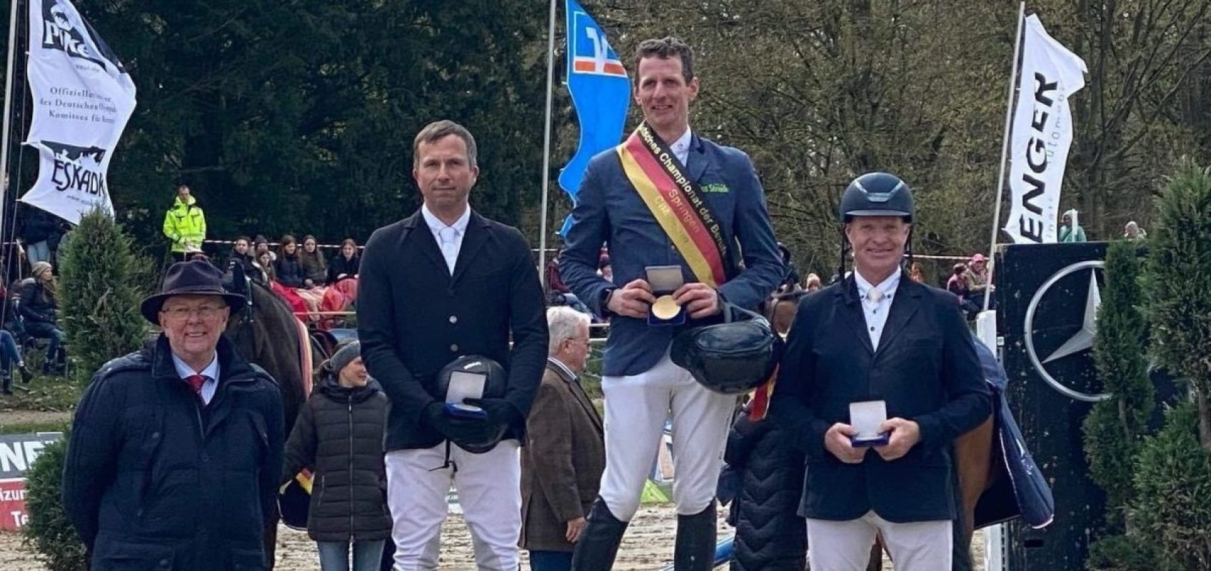 Felix Haßmann gewinnt Berufsreiter Championat vor Henrik Griese und ...