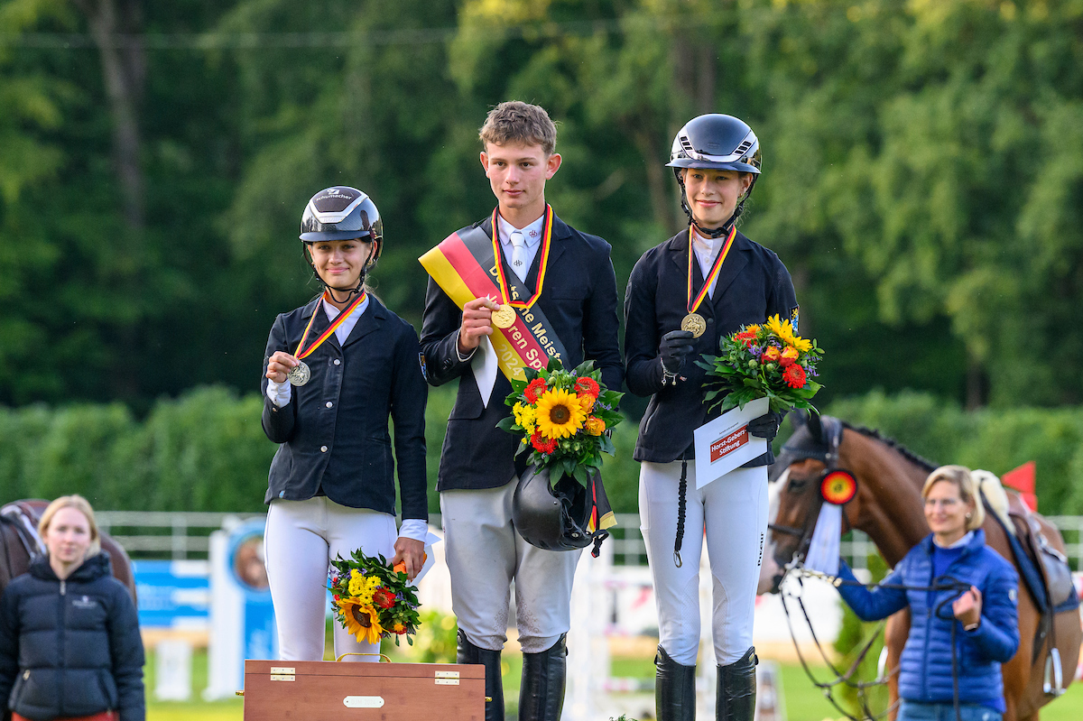 Tony Stormanns wird Deutscher Meister bei den Junioren – spring-reiter.de